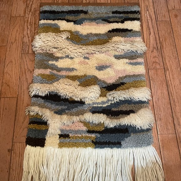 Vintage | Wall Decor | Vintage Large Latch Hook Wall Hanging Decor Rug ...